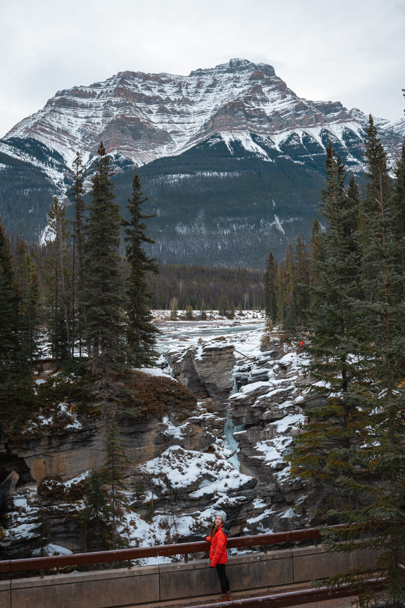 26 Stunning Things to do in Jasper in Winter (2025)